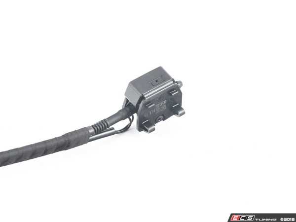 Genuine BMW - 61667205117 - F10 Windshield Washer Nozzle Array (61-66-7 ...