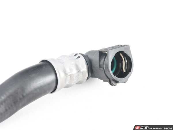 Genuine BMW - 17227583164 - F01 Oil Cooling Pipe Outlet (17-22-7-583-164)