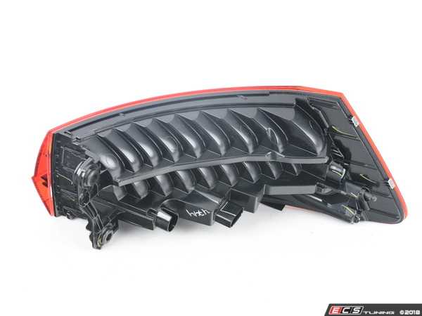 Genuine Volkswagen Audi - 17A945096A - TAIL LIGHT (17A 945 096 A)