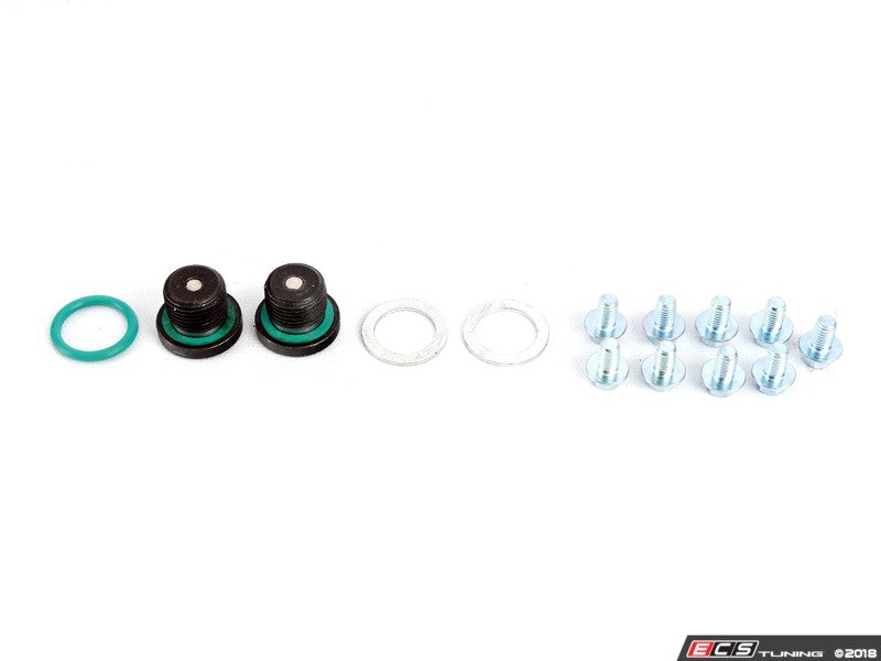 URO - 24152333907K - Oil Pan and Filter Kit