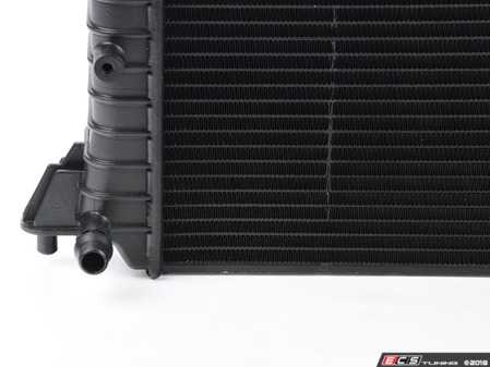 Genuine Volkswagen Audi - 3D0121253F - RADIATOR (3D0 121 253 F)