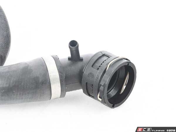 Genuine Volkswagen Audi - 7L8122101D - upper Radiator Hose (7L8 122 101 D)