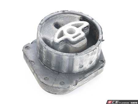 Corteco - 22326856421 - F10 Transfer Case Mount