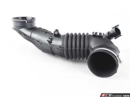 Genuine BMW - 13717804846 - FILTERED AIR PIPE (13-71-7-804-846)