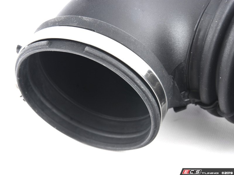 Genuine BMW - 13717804846 - FILTERED AIR PIPE (13-71-7-804-846)