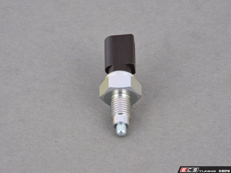 Vemo - 02T945415P - Back-Up Light Switch