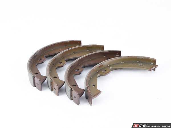TRW - 7P0698525 - Parking Brake Shoes
