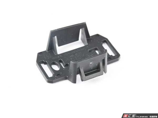 Genuine BMW - 51117331761 - DUMMY PLUG LEFT (51-11-7-331-761)