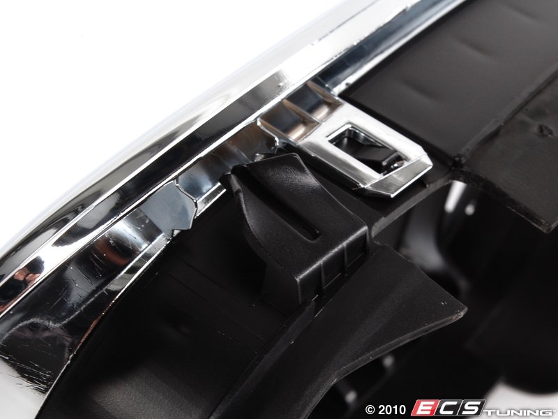 Genuine BMW - 51138208487 - Kidney Grille - Left (51-13-8-208-487)