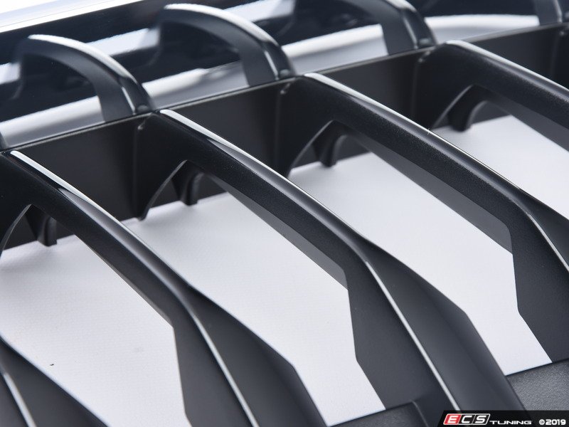 Genuine BMW - 51137424778 - Grille - Front - Right (51-13-7-424-778)