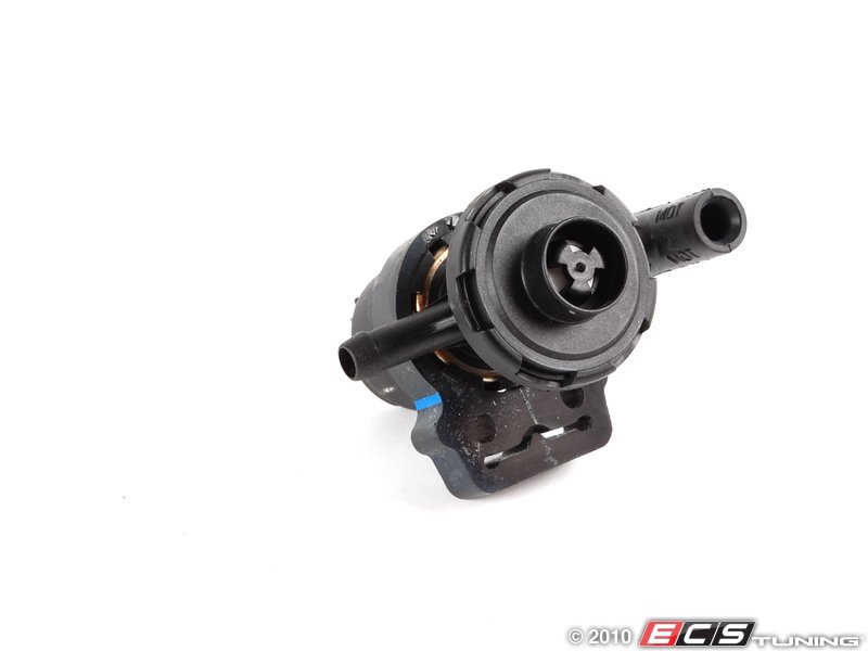 Genuine Mercedes Benz - 0004702193 - Engine Crankcase Vent Valve