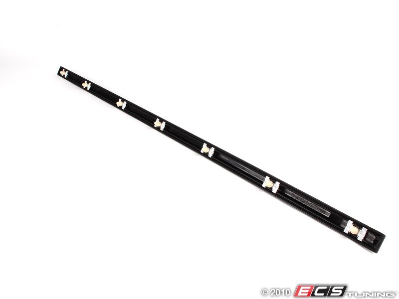 Genuine BMW - 51131977274 - Door Moulding - Right (51-13-1-977-274)