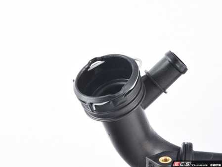 Genuine Mercedes Benz - 651200770180 - REMAN COOLANT PUMP