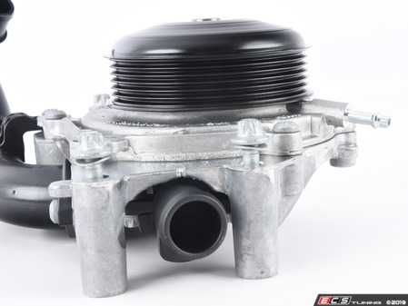 Genuine Mercedes Benz - 651200770180 - REMAN COOLANT PUMP