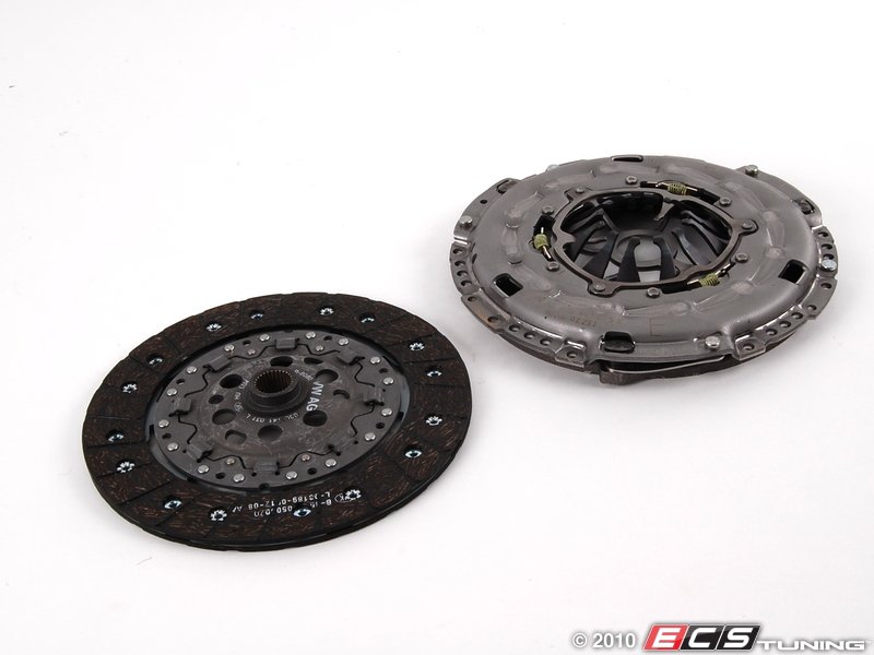 Genuine Volkswagen Audi - 03L141015P - Clutch Kit (03L 141 015 P)