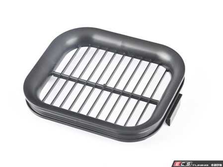 Genuine BMW - 13718635091 - INTAKE GRILL (13-71-8-635-091)