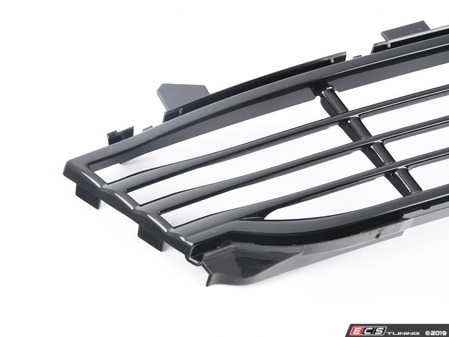 Genuine BMW - 51117486830 - Grill - Air Intake - Center (51-11-7-486-830)