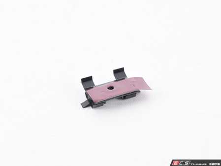Genuine Volkswagen Audi - 8P4853573C - CLIP (8P4 853 573 C)