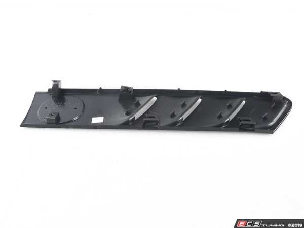 Genuine BMW - 51130031457 - GRILLE (51-13-0-031-457)