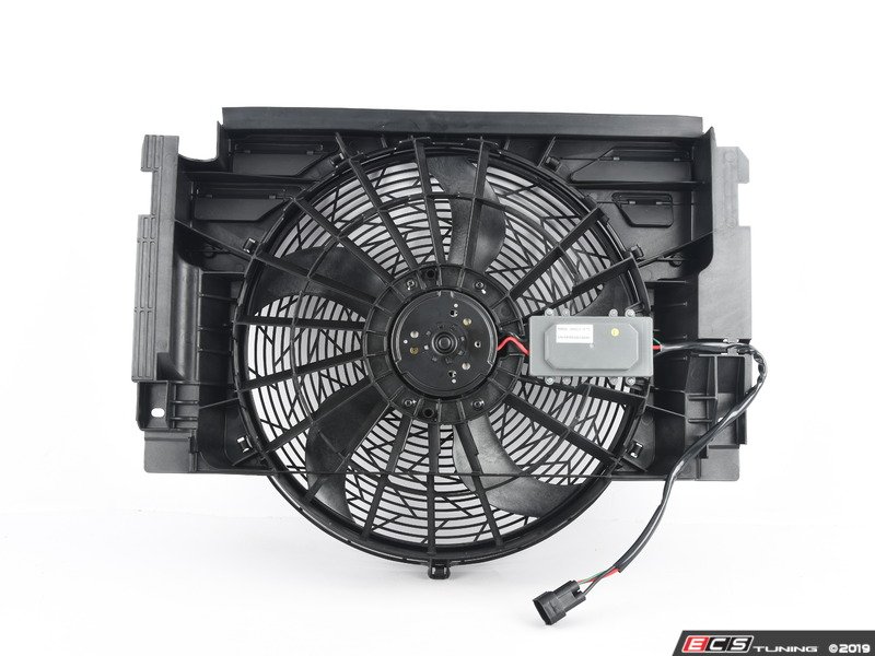 TYC - 64546921381 - E53 Pusher Fan Assembly