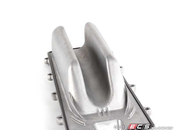 Genuine BMW - 11147507278 - Valley Pan Cover With Seal (11-14-7-507-278)