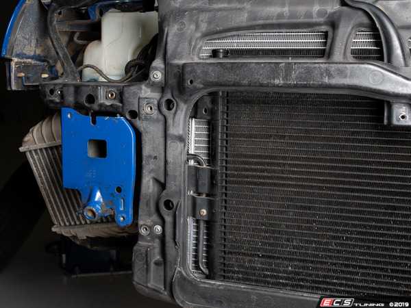 ECS - 018163ECS02KT - MK4 Performance Aluminum Radiator - With ...