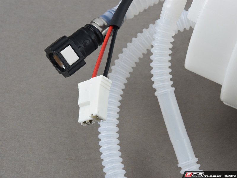 URO - 7L6919087F - Fuel Pump - Left Side