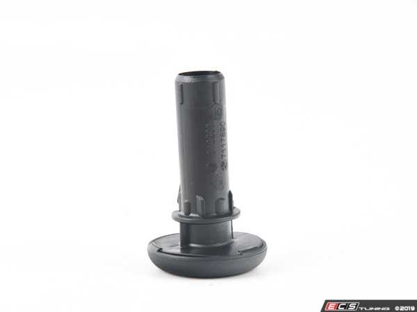 Genuine BMW - 52207142273 - Head Restraint Guide - Center - Black (52 ...