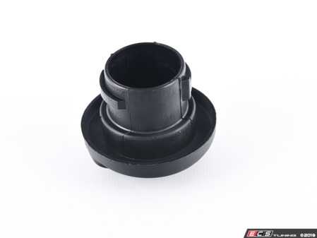 Genuine BMW - 11127582398 - CAP FOR OIL FILLER (11-12-7-582-398)