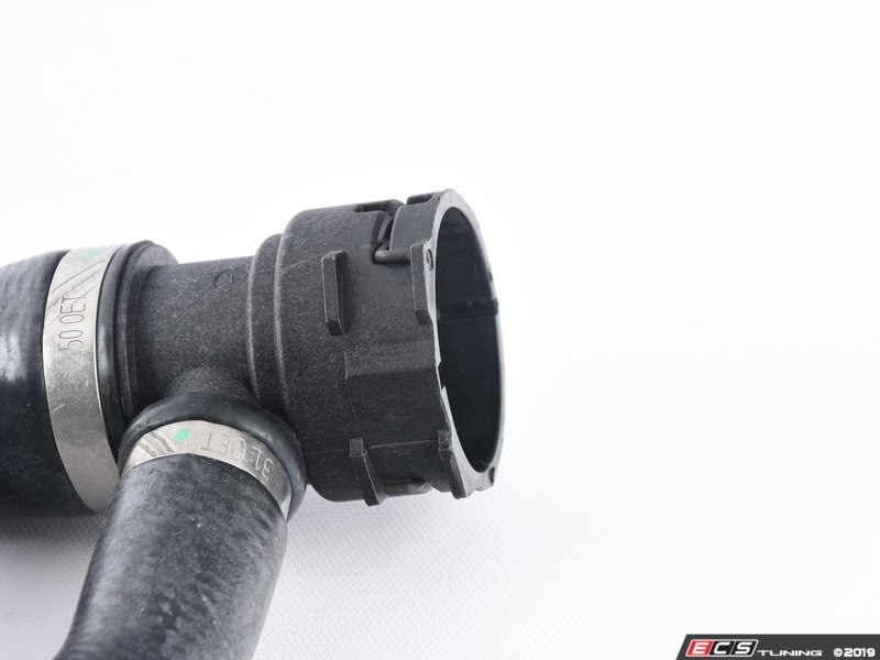 Vaico - 17127593490 - Upper Radiator Coolant Hose