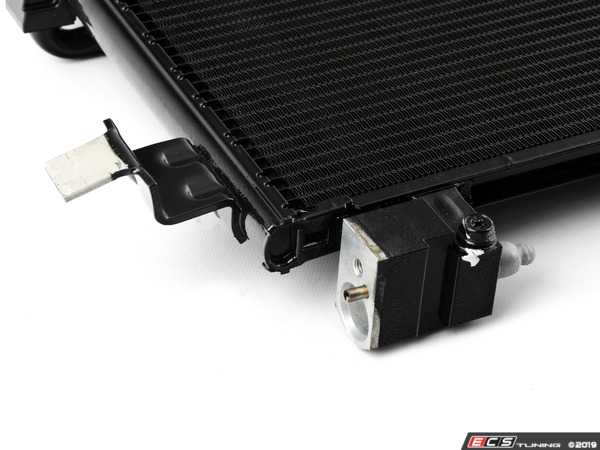 Genuine Volkswagen Audi - 4H0260403M - CONDENSER (4H0 260 403 M)