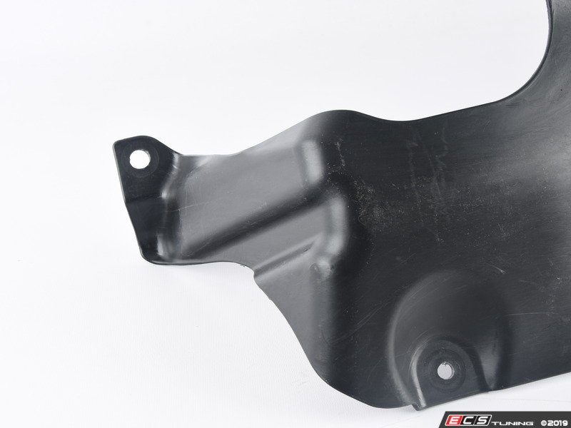 Genuine Volkswagen Audi - 7P0825285 - Belly pan - front (7P0 825 285)