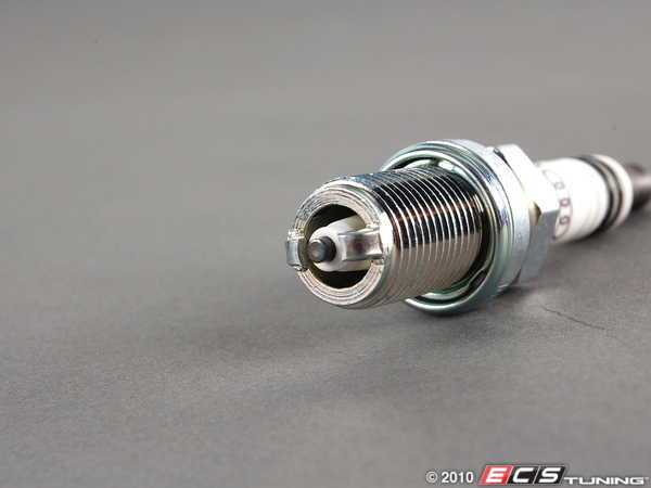 Genuine Volkswagen Audi - 101000035HJ - Spark Plug - NGK BKR6EKUB (7969 ...
