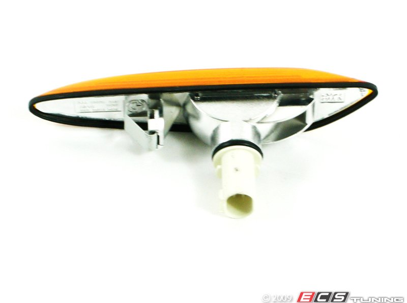 Genuine BMW - 63137165913/914 - Amber Fender Side Marker Set