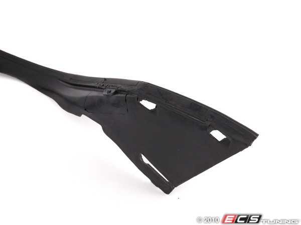 Genuine BMW - 63126934511 - Headlight Gasket - Left (63-12-6-934-511)