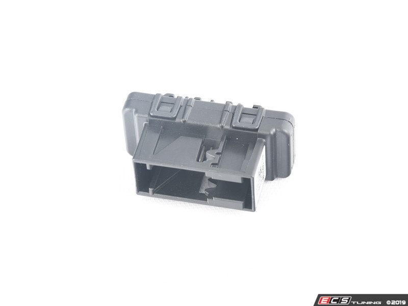 Genuine BMW - 61136807395 - BUS INTERFACE 7X (61-13-6-807-395)