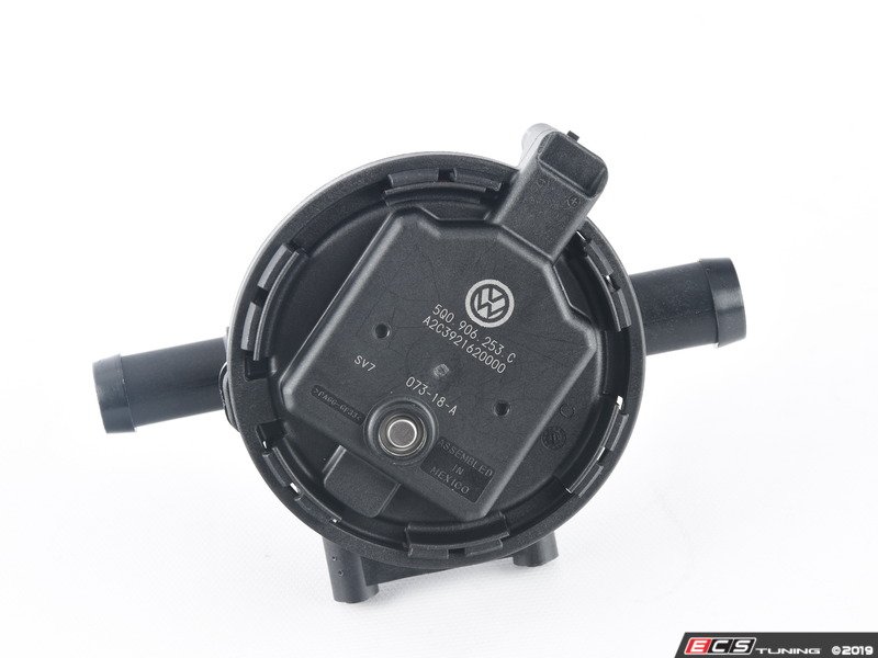 Genuine Volkswagen Audi - 5Q0906253C - Leak Detection Pump (5Q0 906 253 C)