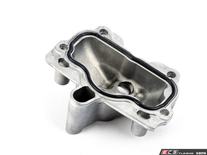 Genuine BMW - 11427935572 - Oil Return Cover (11-42-7-935-572)