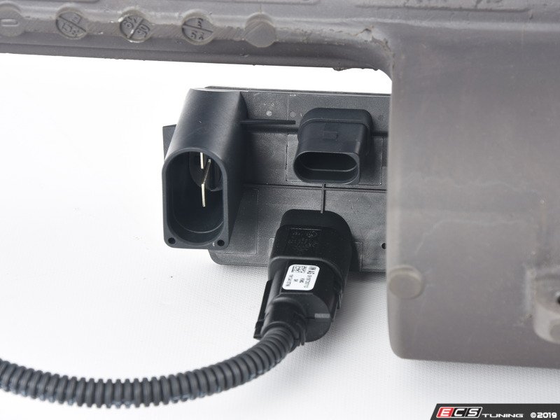 Genuine Volkswagen Audi - 3AB423061MX - STEERING (3AB 423 061 MX)