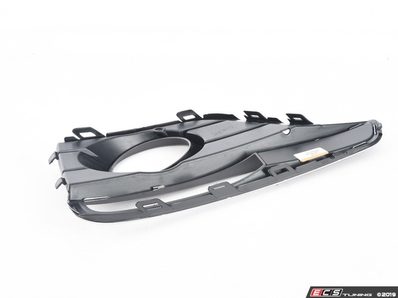 Genuine Volkswagen Audi - 5C5854662E9B9 - GRILLE (5C5 854 662 E 9B9)