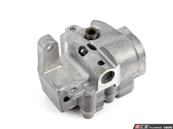 Genuine Volkswagen Audi - 03G115105H - Engine Oil Pump (03G 115 105 H)