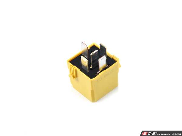 Genuine Mercedes Benz - 0009828123 - RELAY