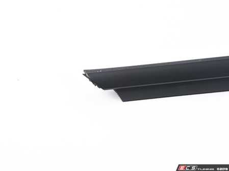 Genuine BMW - 51337279774 - OUTER WEATHERSTRIP, RIGHT (51-33-7-279-774)