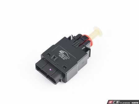 JL Germany - 61311382385 - Brake Switch - 4 Prong