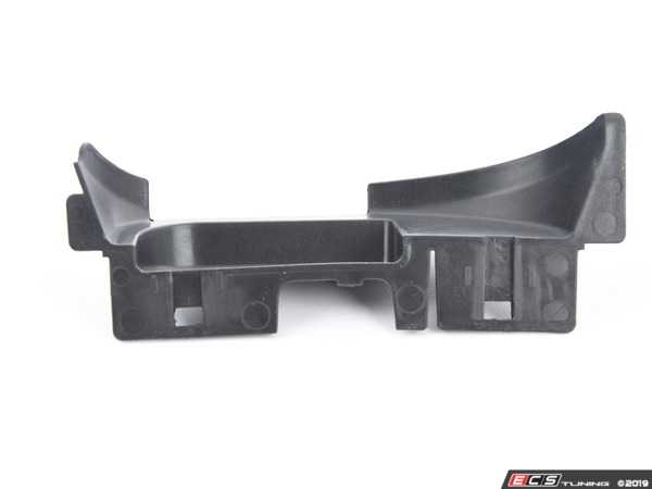 Genuine BMW - 51747324139 - Radiator Air Duct Grille - Left (51-74-7 ...