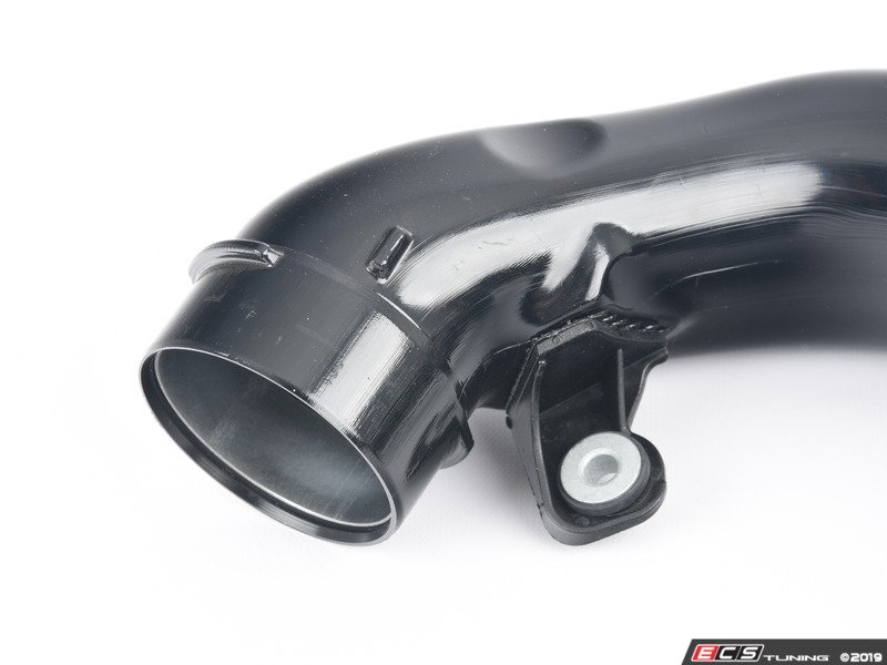 Genuine BMW - 13717583727 - Air Duct (13-71-7-583-727)