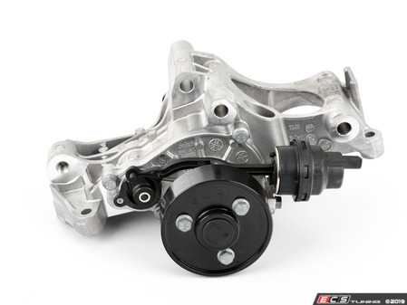 Genuine BMW - 11517644809 - Water Pump With Support Bracket (11-51-7 ...