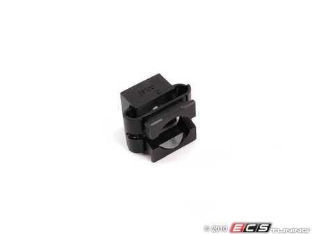 Genuine Volkswagen Audi - 4A0805163 - Belly Pan Clip - Priced Each (4A0 ...