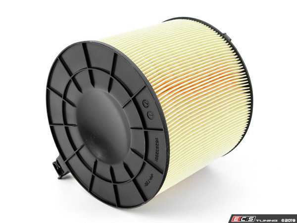 Mann - 8W0133843C - Air Filter