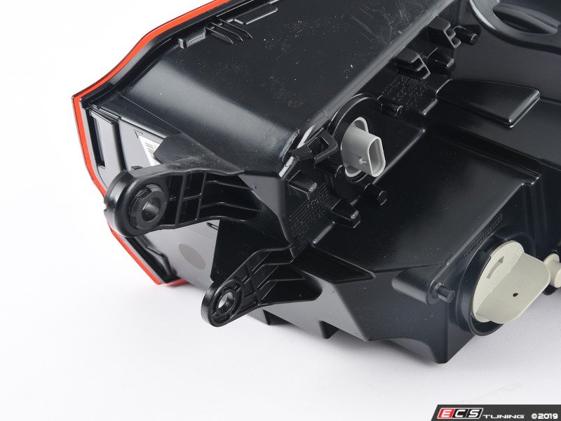 Genuine BMW - 63217420740 - REAR LIGHT IN THE SI (63-21-7-420-740)